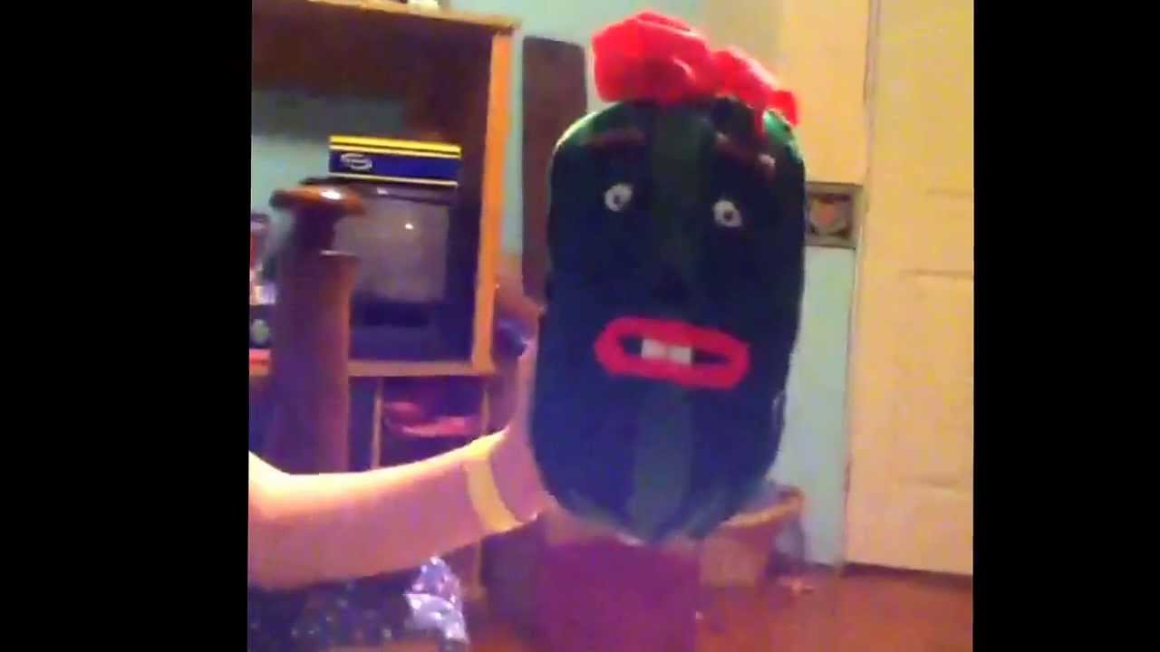 Katie and I's Vine: Kevin the Sea Cucumber - YouTube