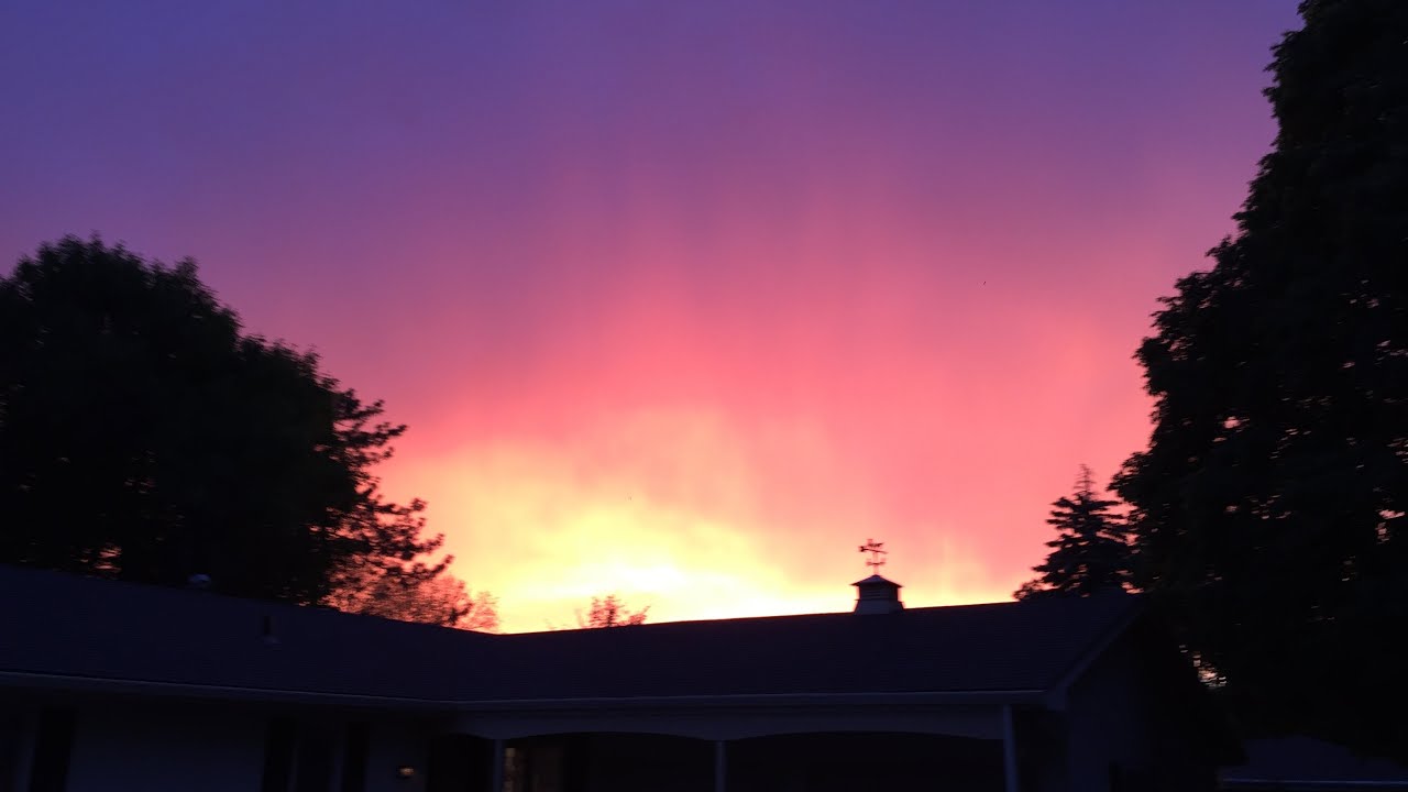 Strange Sky Colors & Plasma Clouds - YouTube