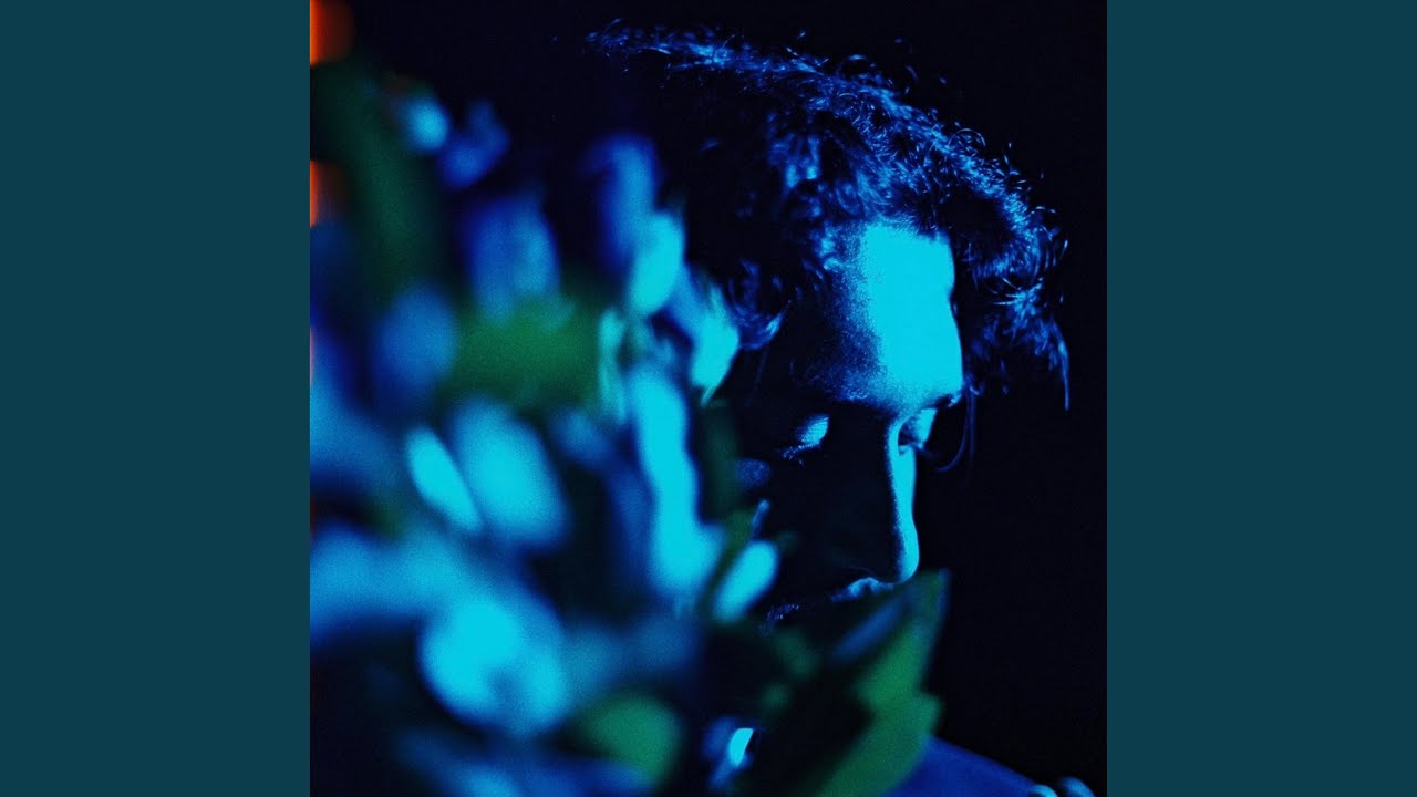 BABY IN BLUE. - YouTube