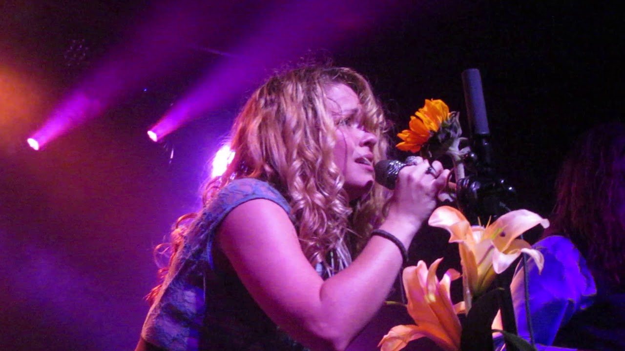 Hayley Jane and The Primates "Lose You" - YouTube