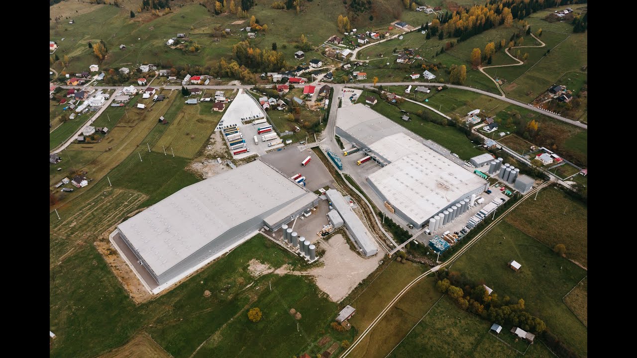 Fabrica de imbuteliere apa minerala Carpathian Springs, Panaci - YouTube