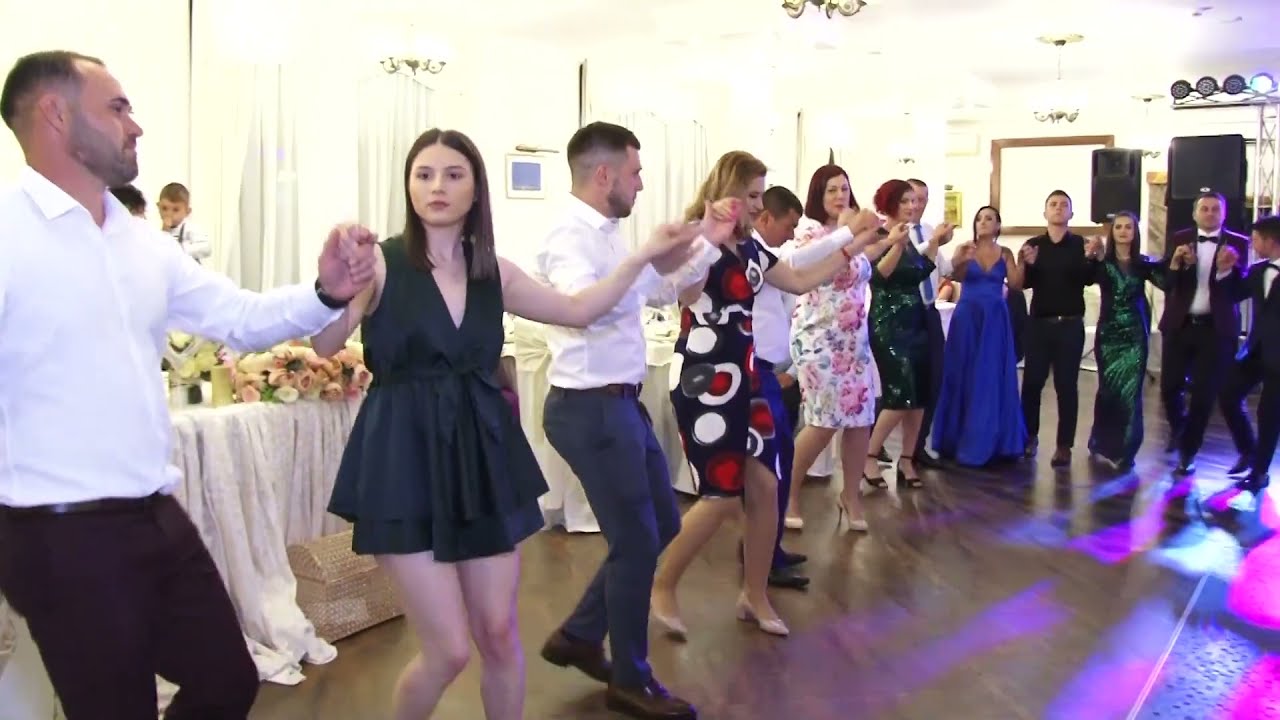 Alina Rosca & Professional Orchestra - COLAJ FOLCLOR 2023 ☎️ 0723 829 ...