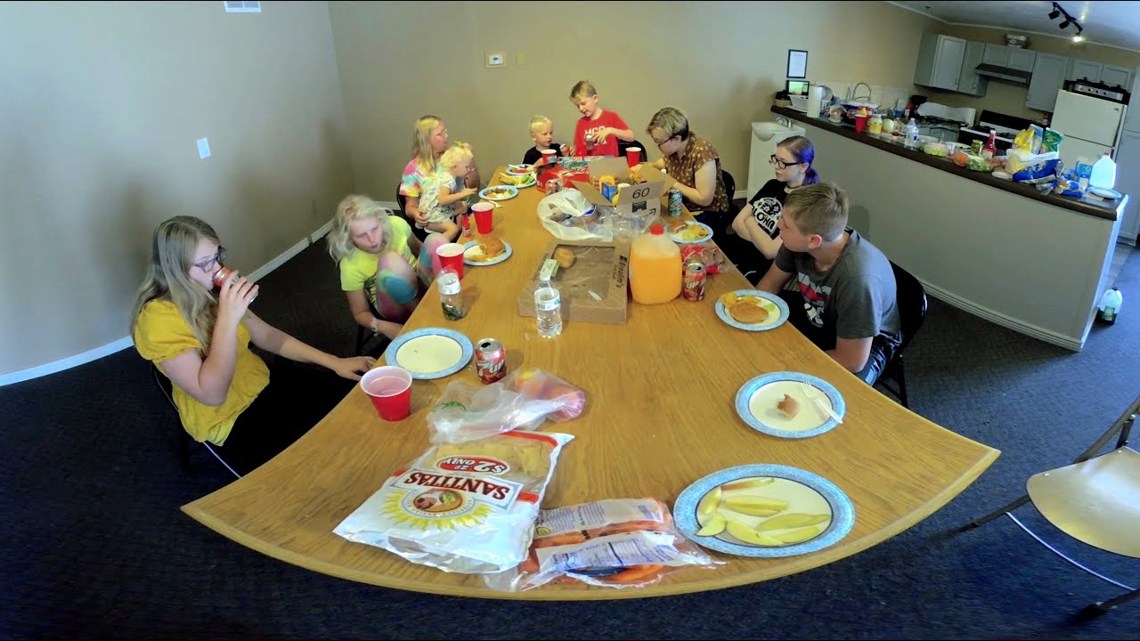 Family Reunion in 3D VR - YouTube