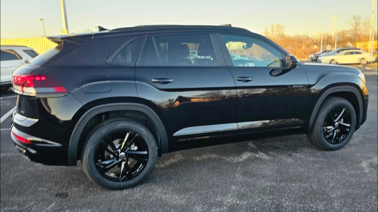 2025 VW Atlas Cross Sport 2.0T SEL R-Line Black Edition 4Motion NEW ...