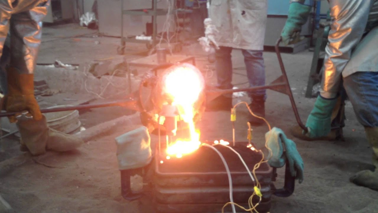 Fusión Hierro Nodular, 0.45% FeSiBa INOC. UNAM. HD. - YouTube