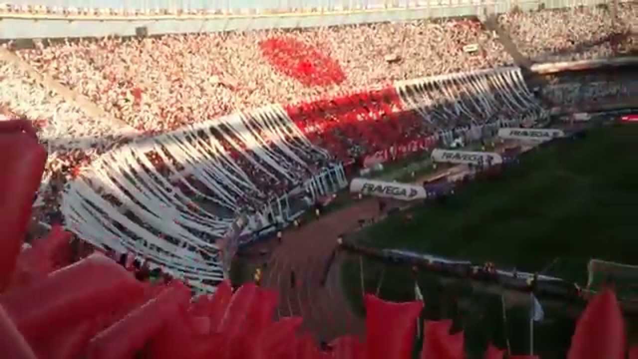RECIBIMIENTO MONUMENTAL - Hinchada de River vs Boca - Campeonato 2015 ...