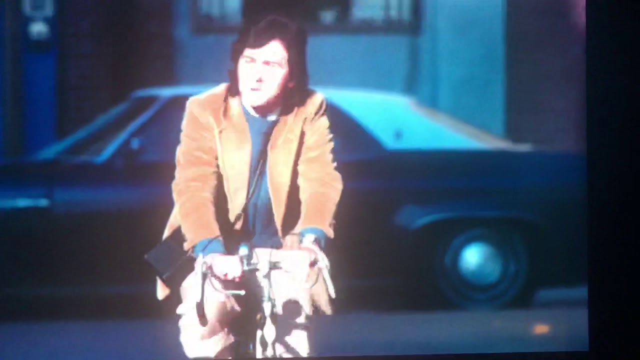 Robert Costanzo in Between the Lines (1977) - YouTube
