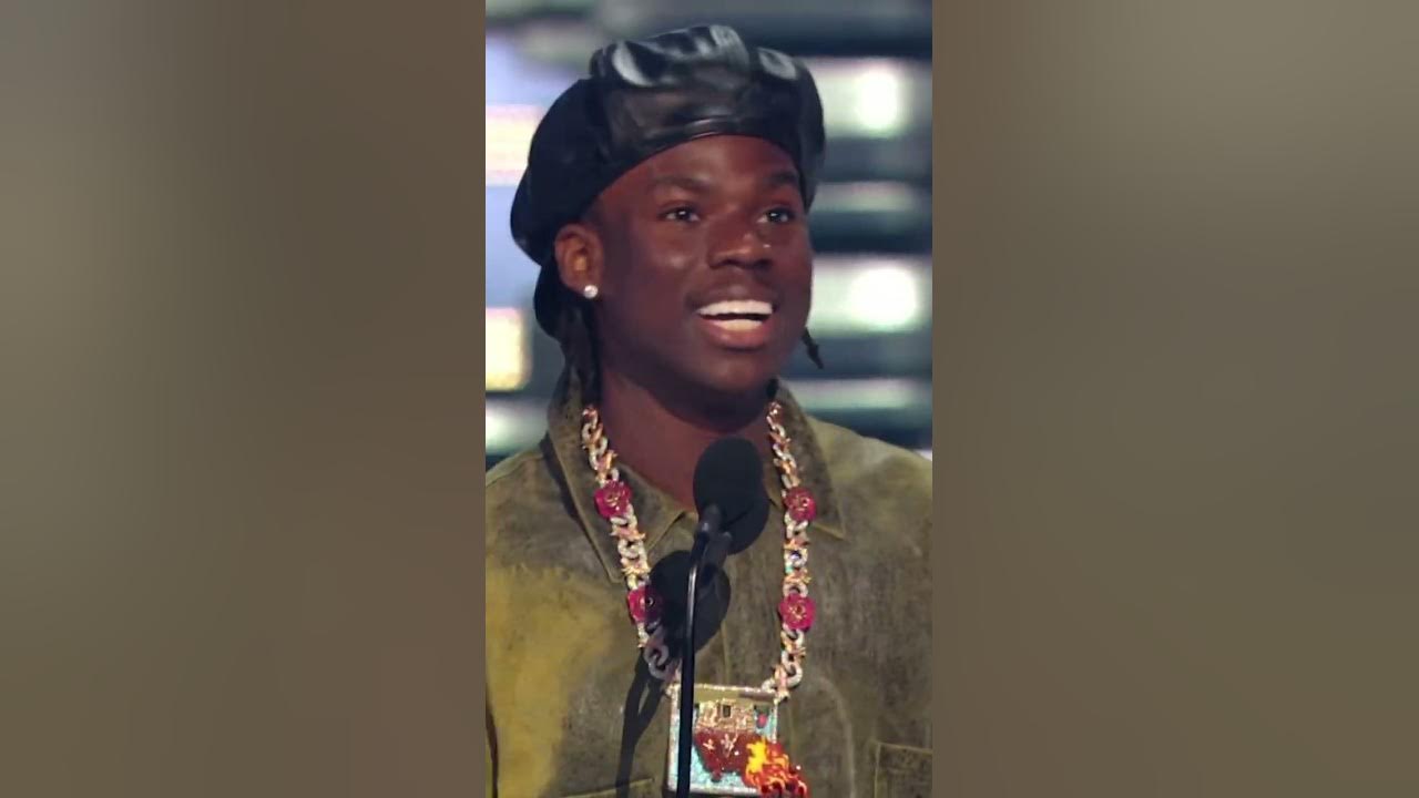 Rema And Selena Gomez Calm Down Wins Best Afrobeats Song At The Vmas Rema Selenagomez