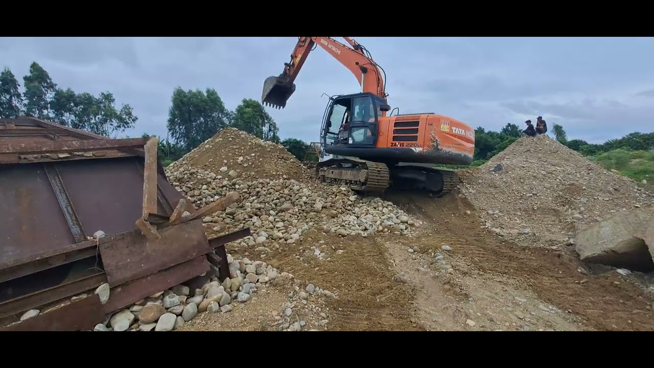 Amazing Work By Tata Hitachi Poclain Mud Loading in TaTa Truck Amazing ...