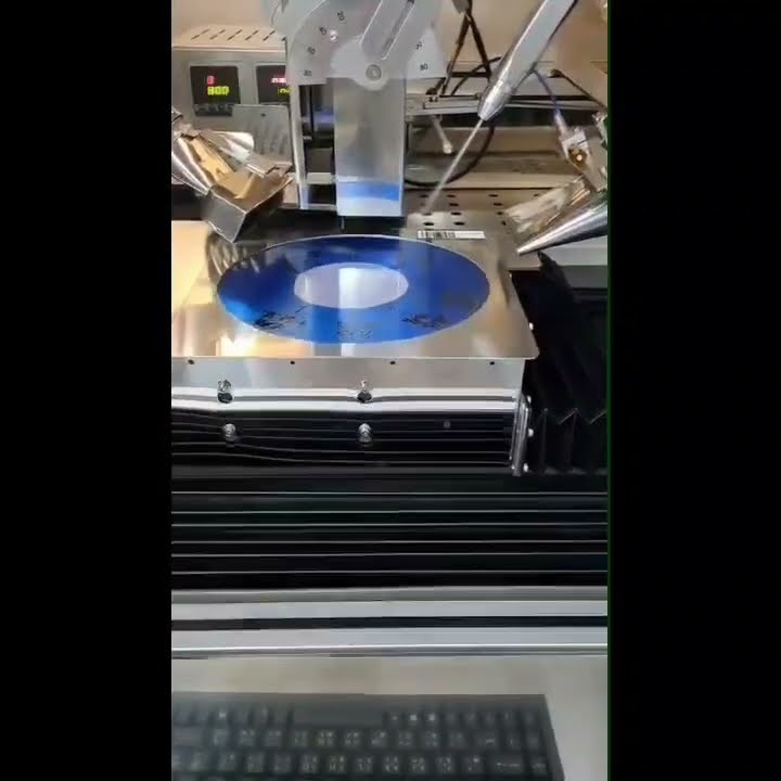 CO2 Snow Jet 1 - YouTube