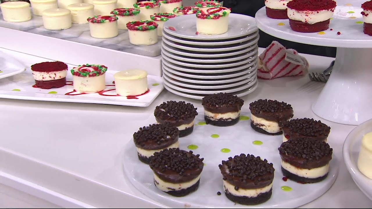 Junior's (32) Individual Holiday Cheesecakes & Layer Cakes on QVC - YouTube