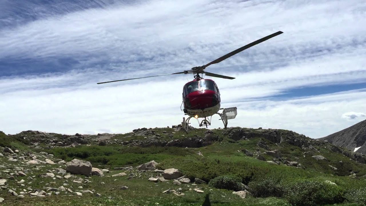 High altitude helicopter landing - YouTube