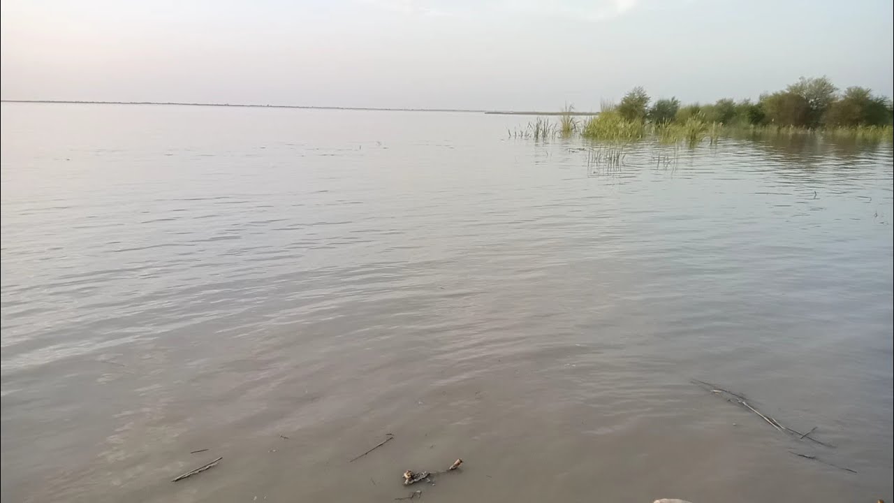 Village Indus river of Pakistan - YouTube