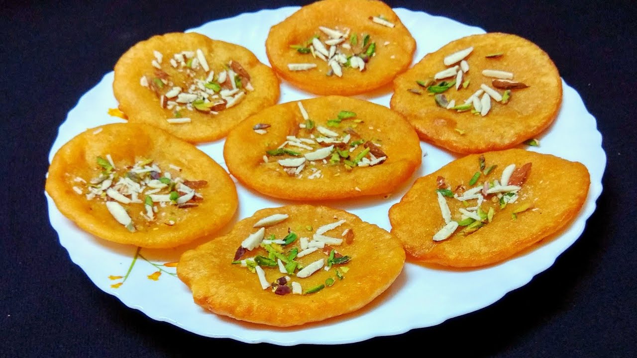 Malpua Recipe | आटे के हेल्दी और स्वादिष्ट मालपुए | Aate Ke Malpua ...