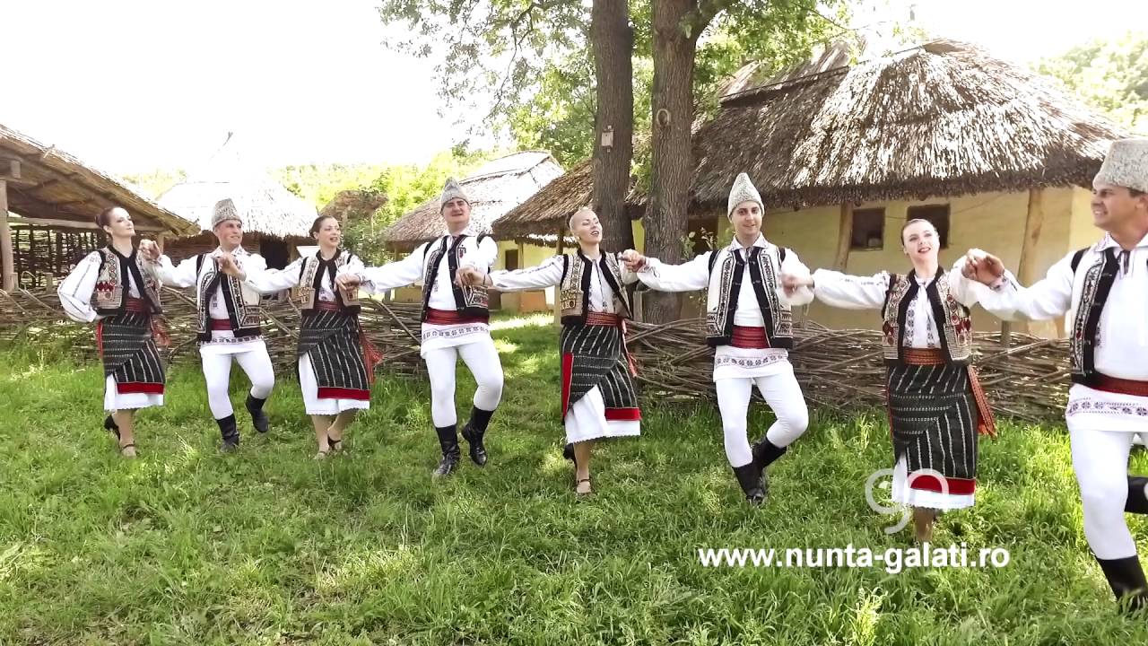 Grupul Folcloric Profesionist Ciobanasul - Jocul Jocului - YouTube