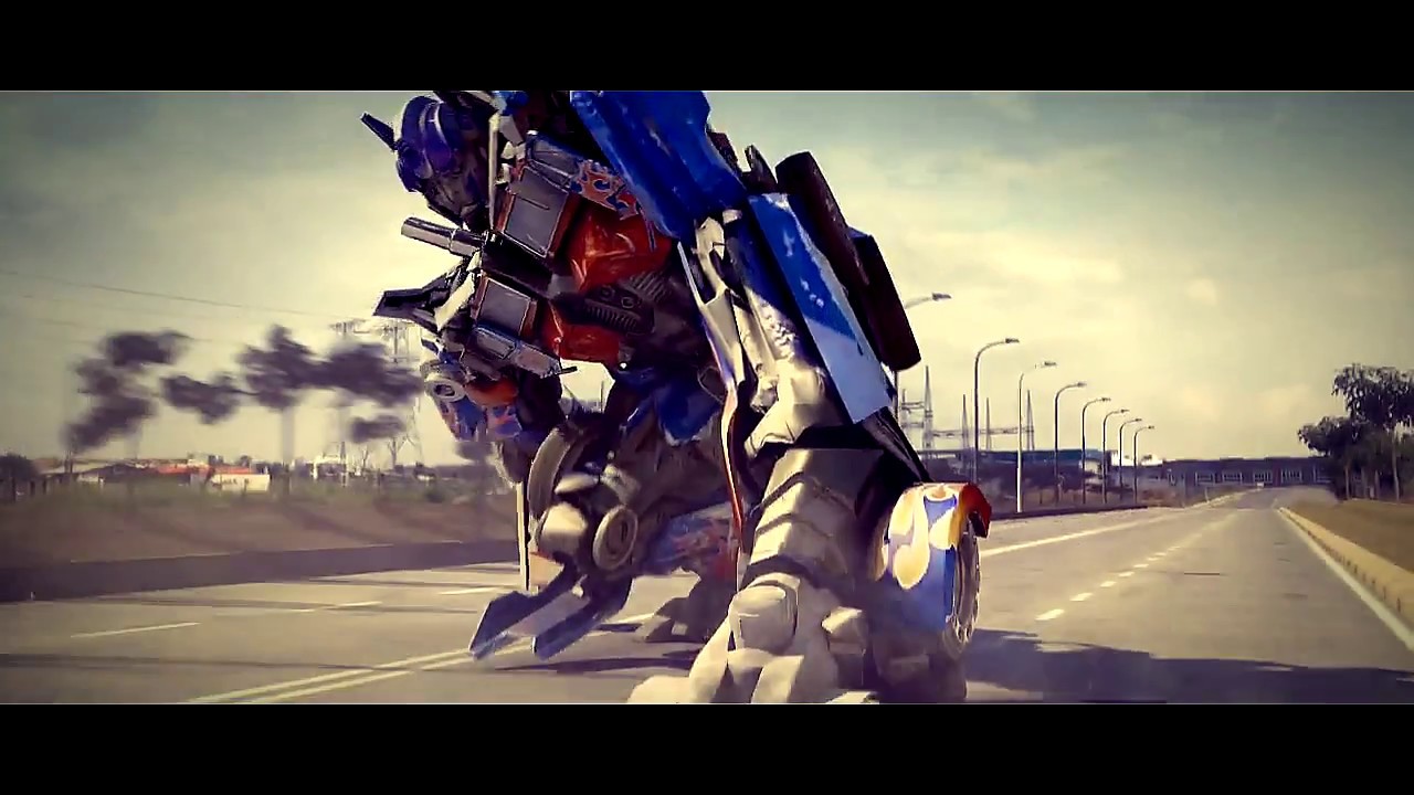 Transformers: Optimus Prime vs Bumble Bee - YouTube