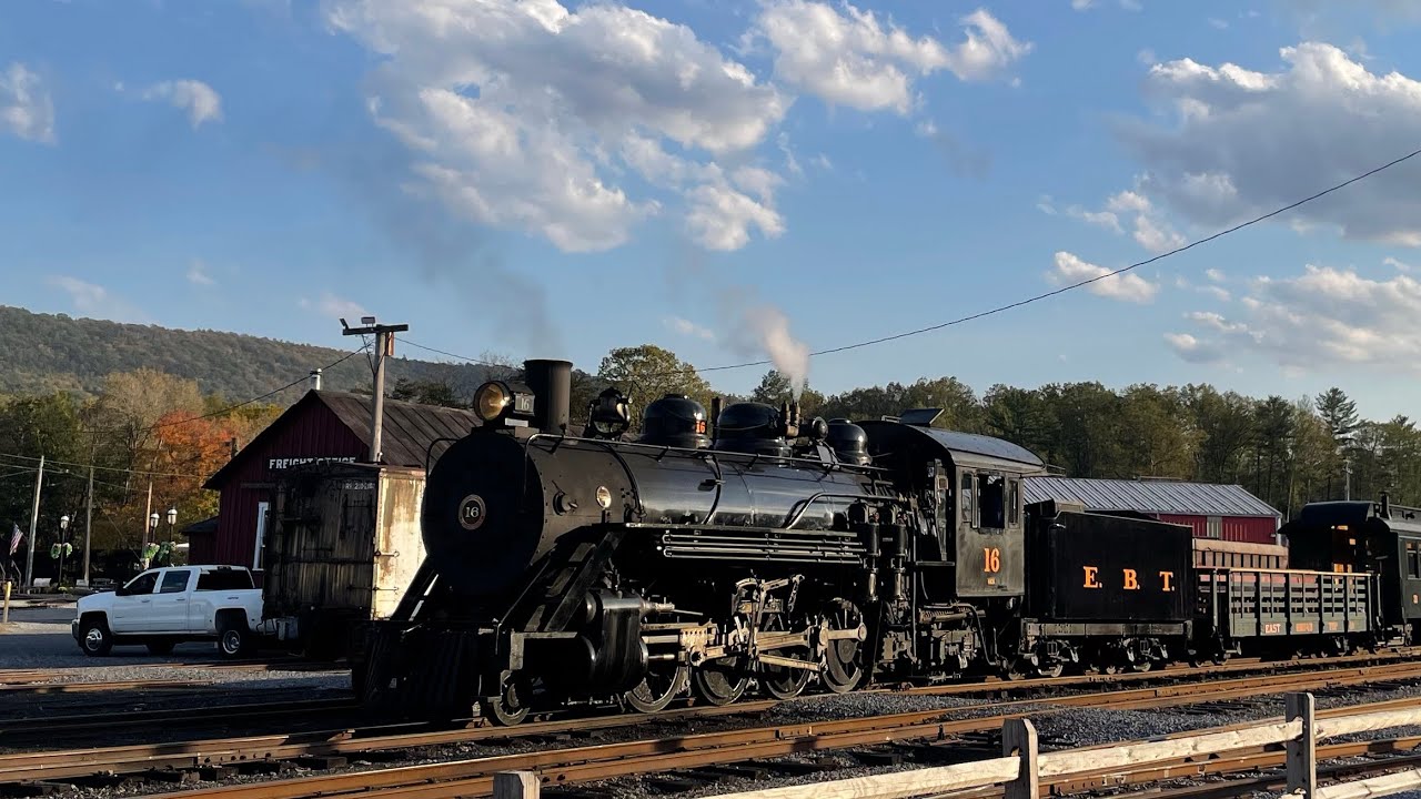 EBT 2-8-2 16 & Trolley 163 moving around The Wye and EBT Complex in ...