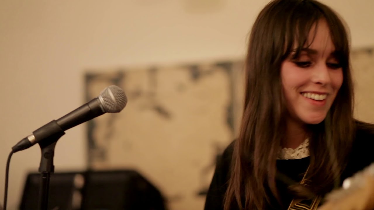 Live at the Belljar: Tess Parks / Episode 8 - YouTube