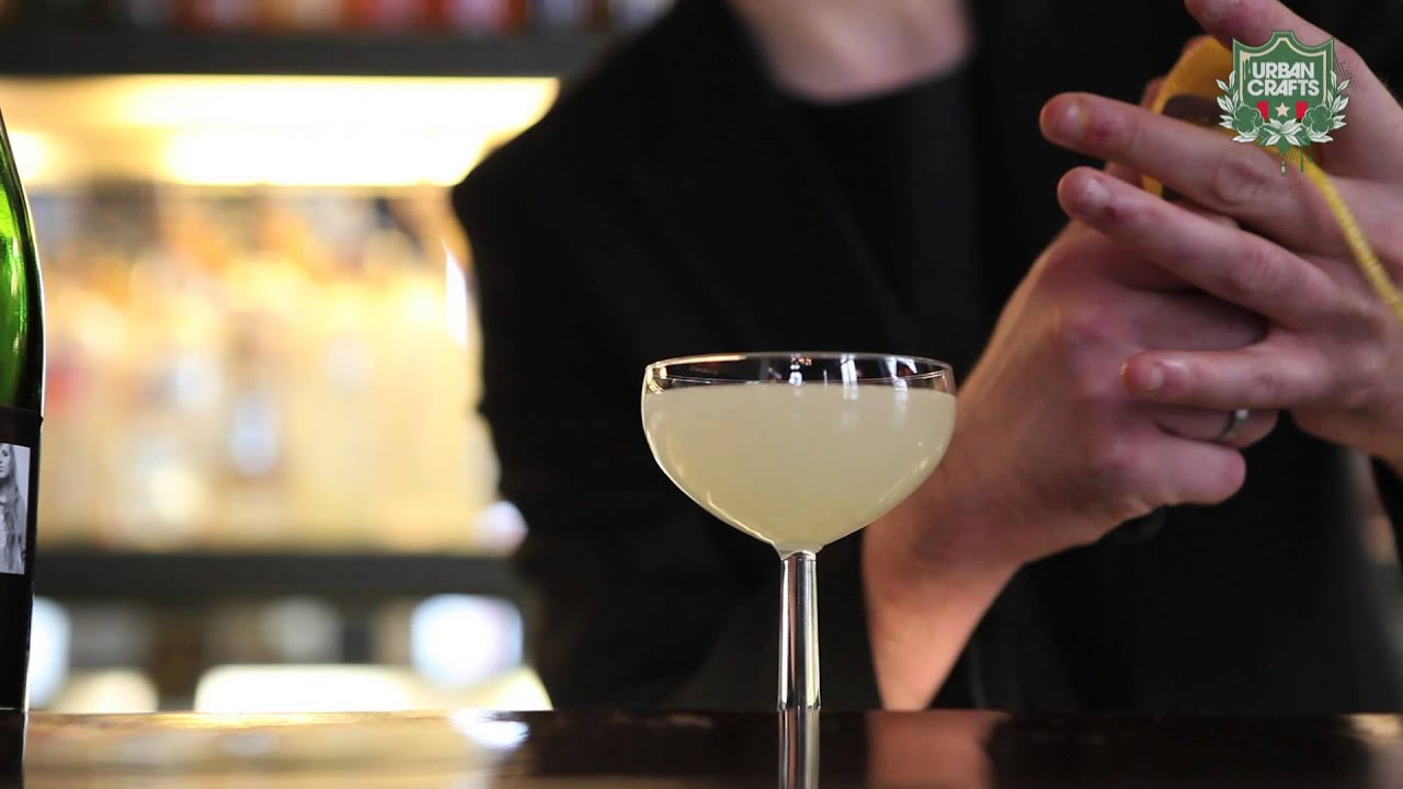 Kristof Burm - Mixoloog - YouTube