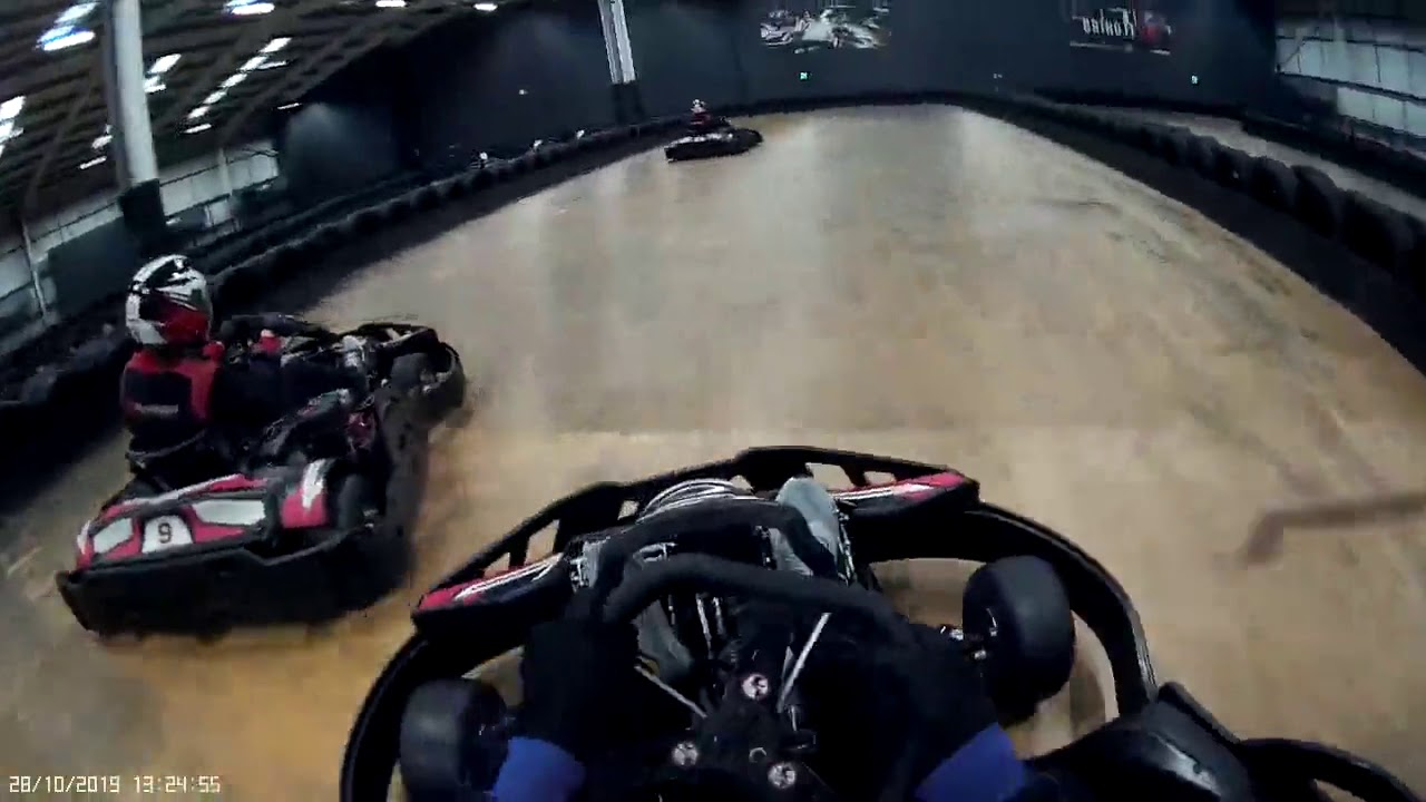 Karting at TeamSport Basildon on 28.10.19 at 13.34 CAMERA5 4GQCIB16Z5 ...