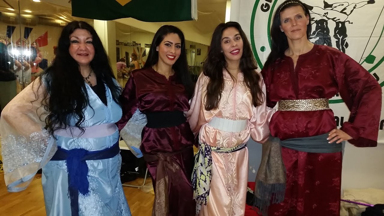 Moroccan Chaabi group dance - Student Show - YouTube