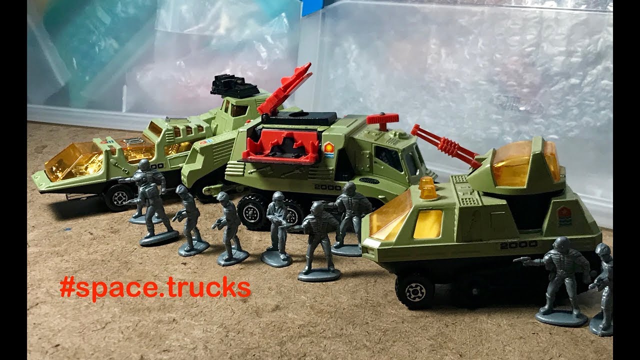 Lesney Matchbox "Battle Kings Adventure 2000" Crusader (1976) + Raider ...