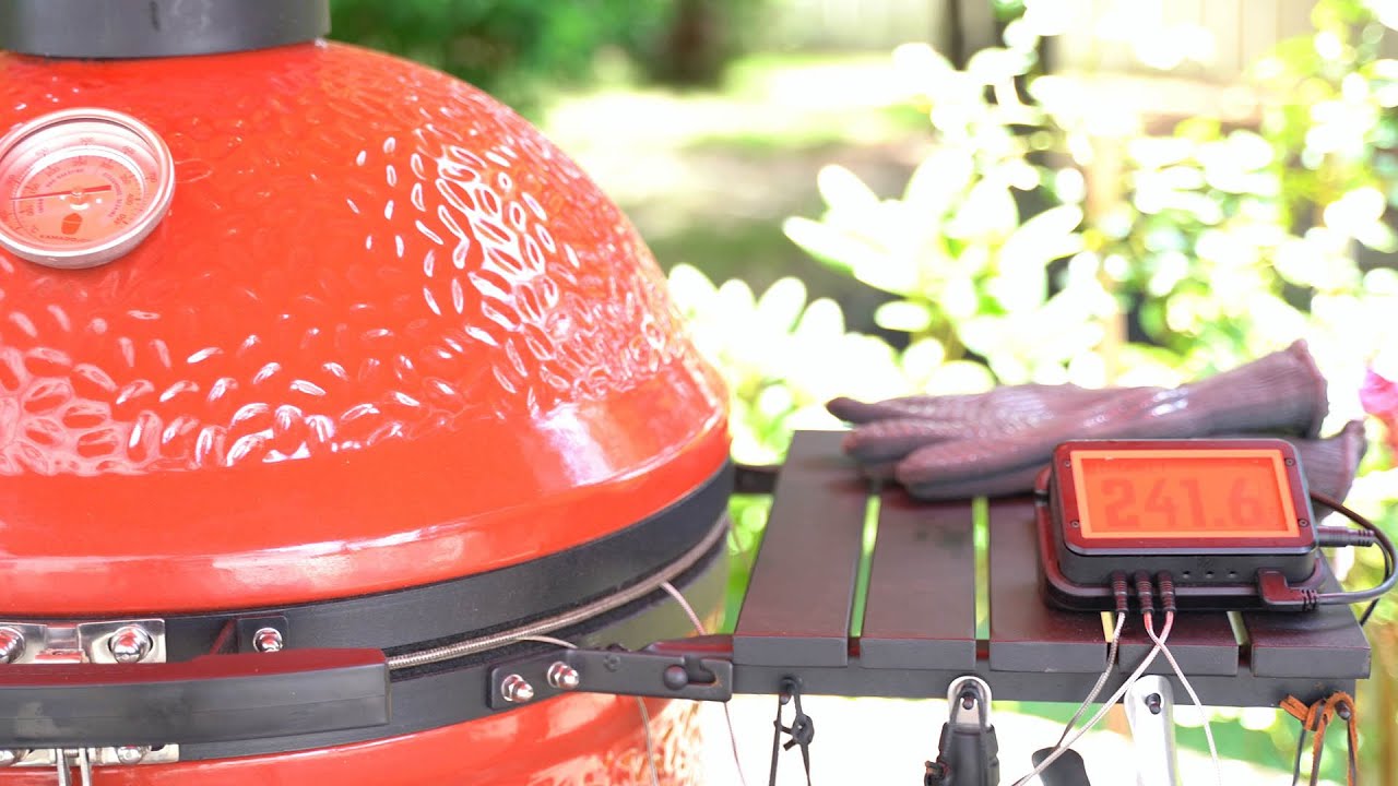 Kamado Joe and Fireboard II Grilling With Tech - YouTube
