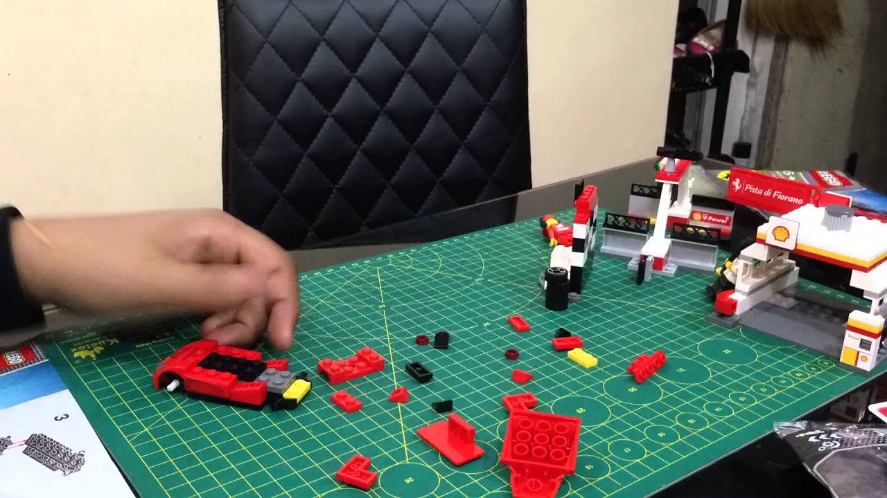 Shell Lego Ferrari F1 2014 Grand Prix Time Lapse Build - YouTube