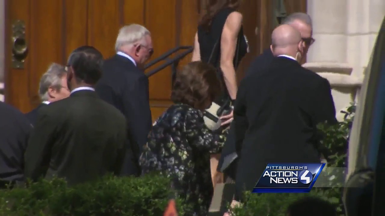 Raw video: Dallas Cowboys owner Jerry Jones arrives at Dan Rooney's ...