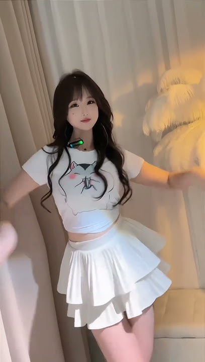 7402232537558371621我们一起摇呀摇太阳🌞#录屏直播分享 #摇太阳舞蹈 - YouTube