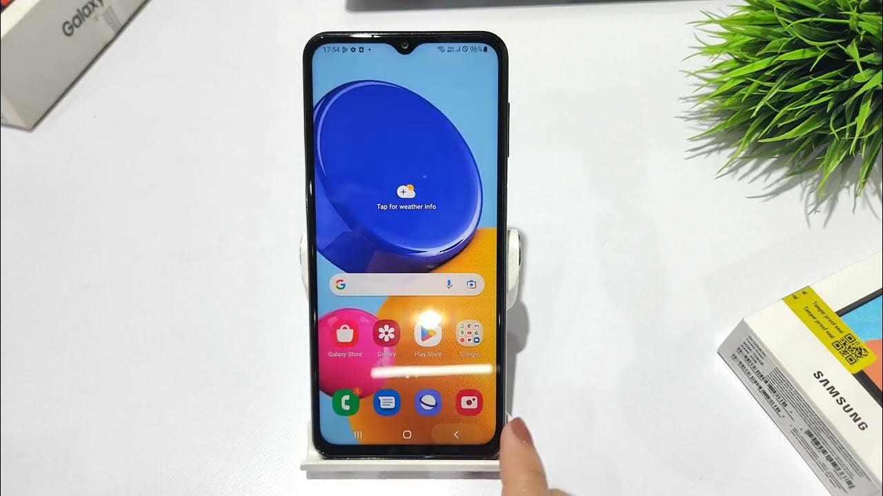 How To Change Clock Style On Lockscreen In Samsung A04 f04 M04 Clock how-to-change-clock-style-on-lockscreen-in-samsung-a04-f04-m04-clock