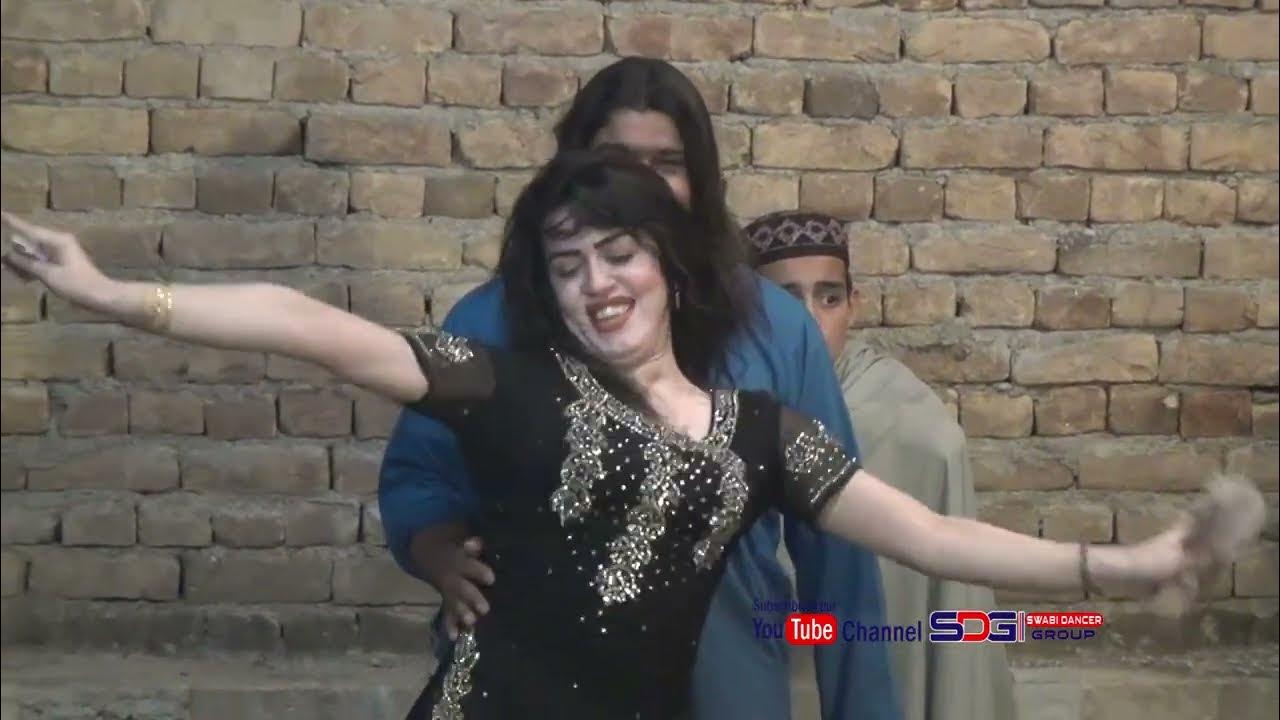MISS LOVELY KOKO NEW DANCE SONGS 2025 NA DARZI PA LAAS / SWABI DANCER GROUP 2025 - YouTube