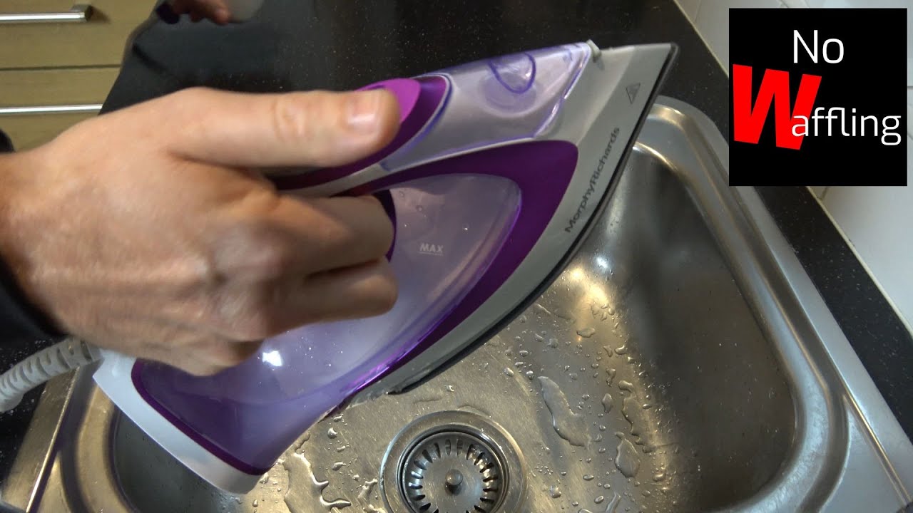 How to DESCALE use SELF CLEAN on Morphy Richards Steam Iron Turbo Glide ...