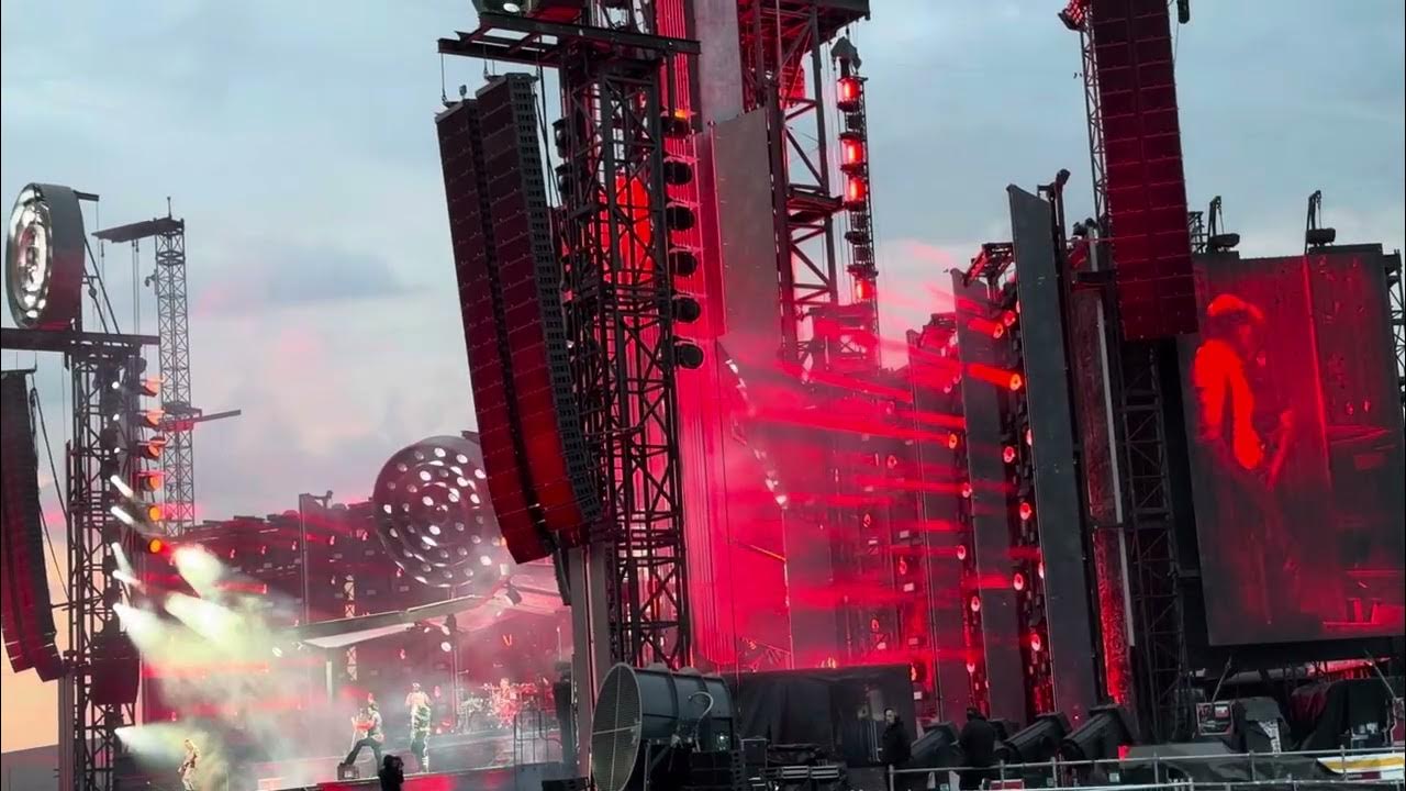 Rammstein Mein Herz brennt Live Praha/Prague 11.5.2024 - YouTube