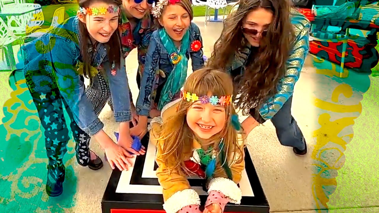 The Newbees - Clara (Official Music Video) - YouTube