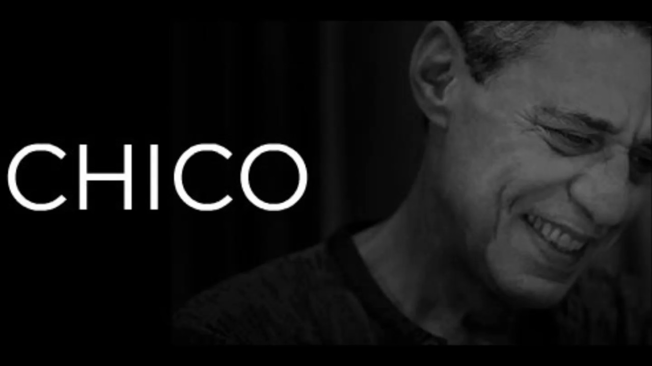 "Mar e lua" Chico Buarque - YouTube