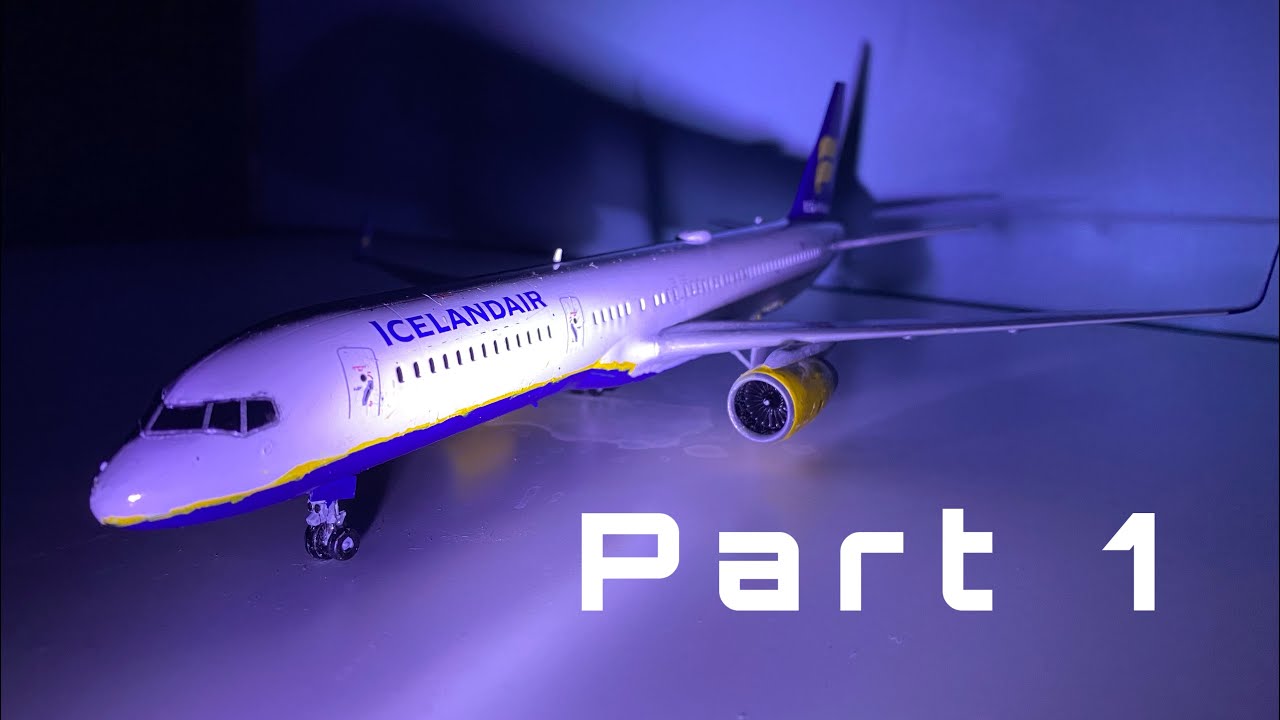 ZVEZDA Boeing 757-200 1/144 - YouTube