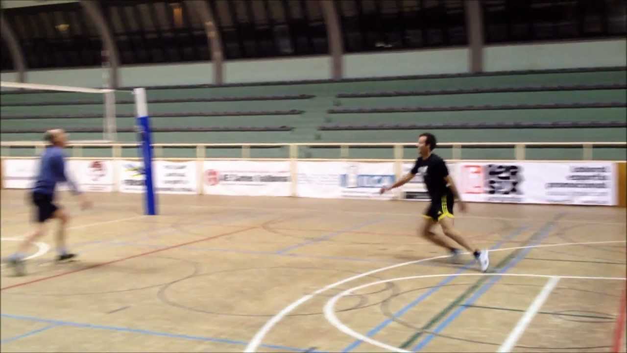 Voleibol - Defensa en 1 y 2 - YouTube