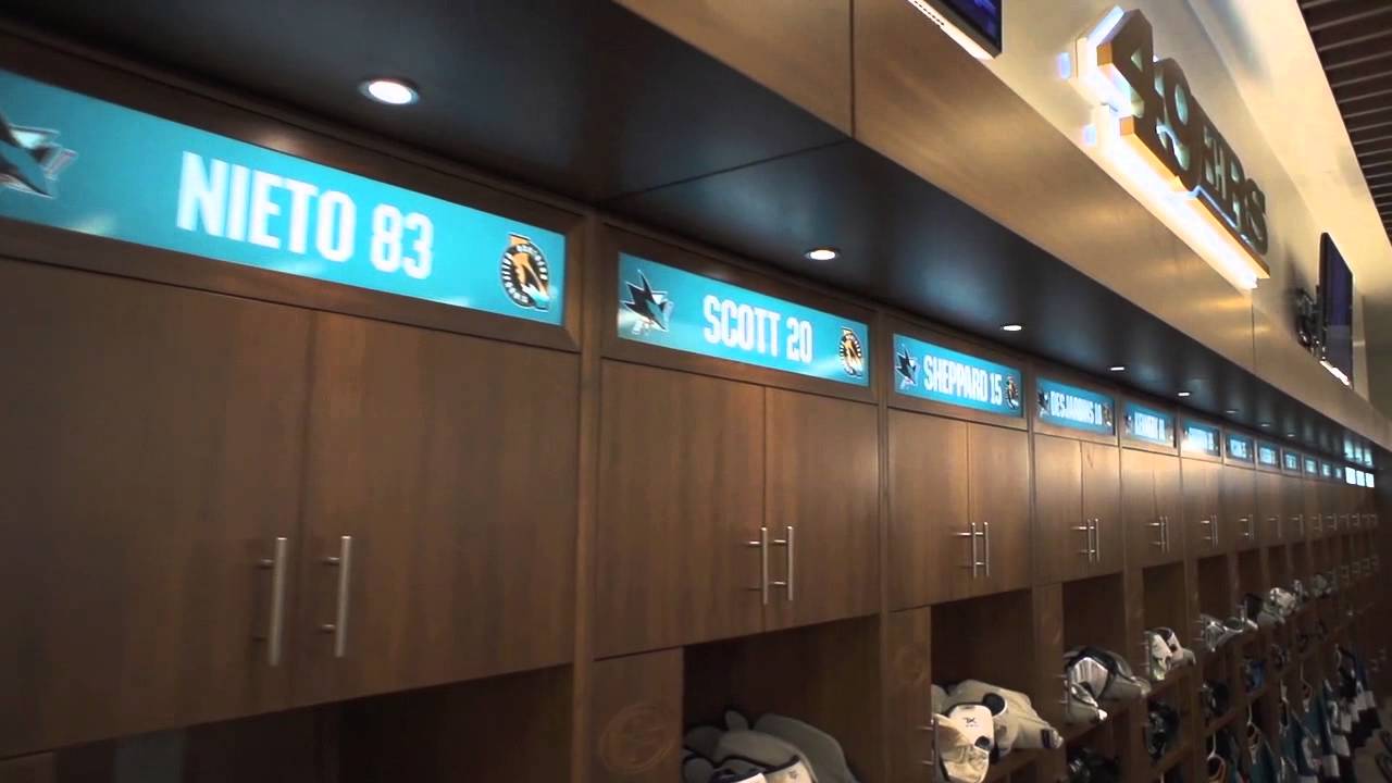 Levi's Stadium Locker Room - YouTube