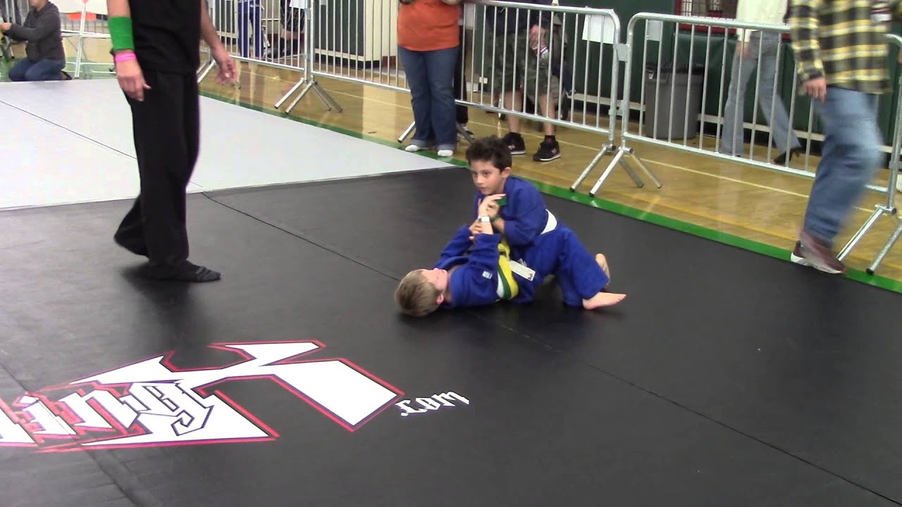Caden King Gracie Carlsbad Vs Luciano Falco SD Fight Club - YouTube