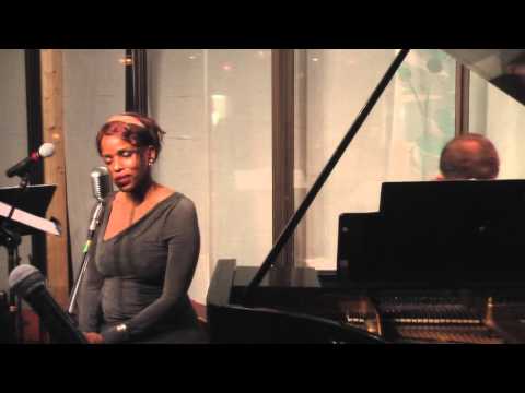 10   It´s all so easy - En Musikalisk tidsresa med Lady Lynette