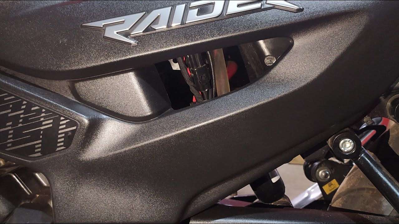 Tvs raider 125 side panel/raider different side panel/tvs raider 125cc ...