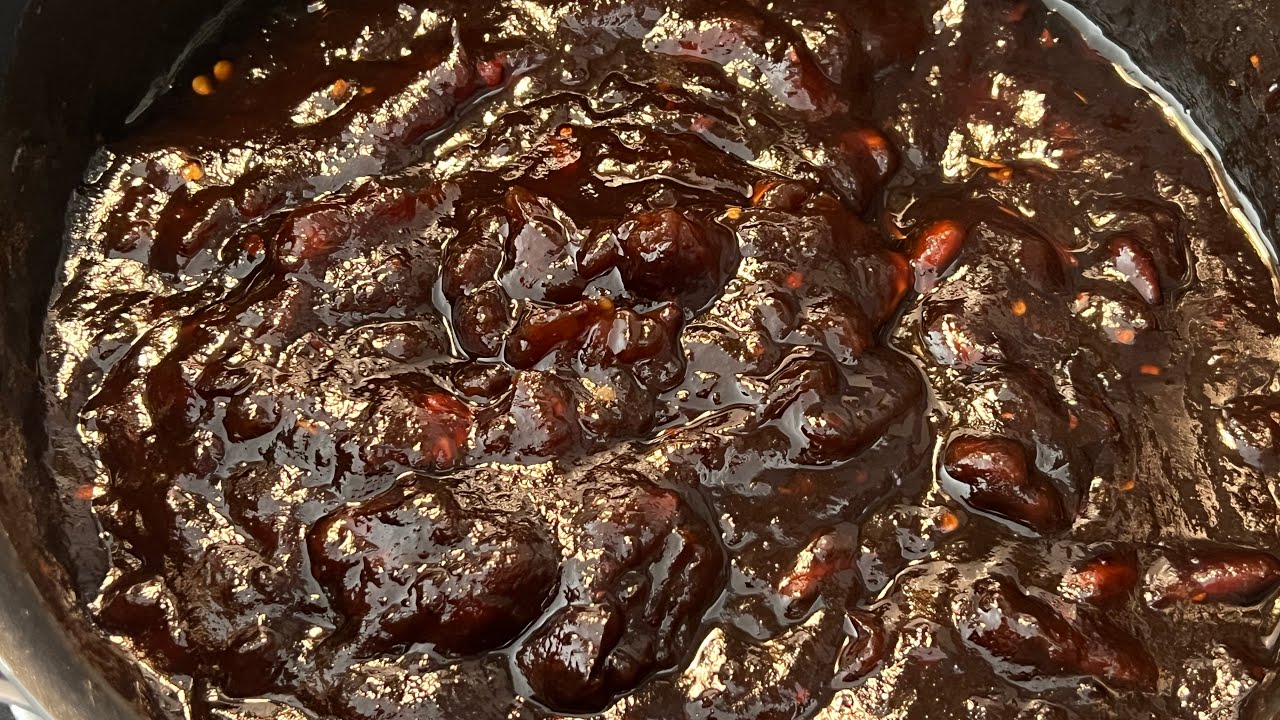 Compote Tamarind (En Creole) - La Cuisine Laila - YouTube