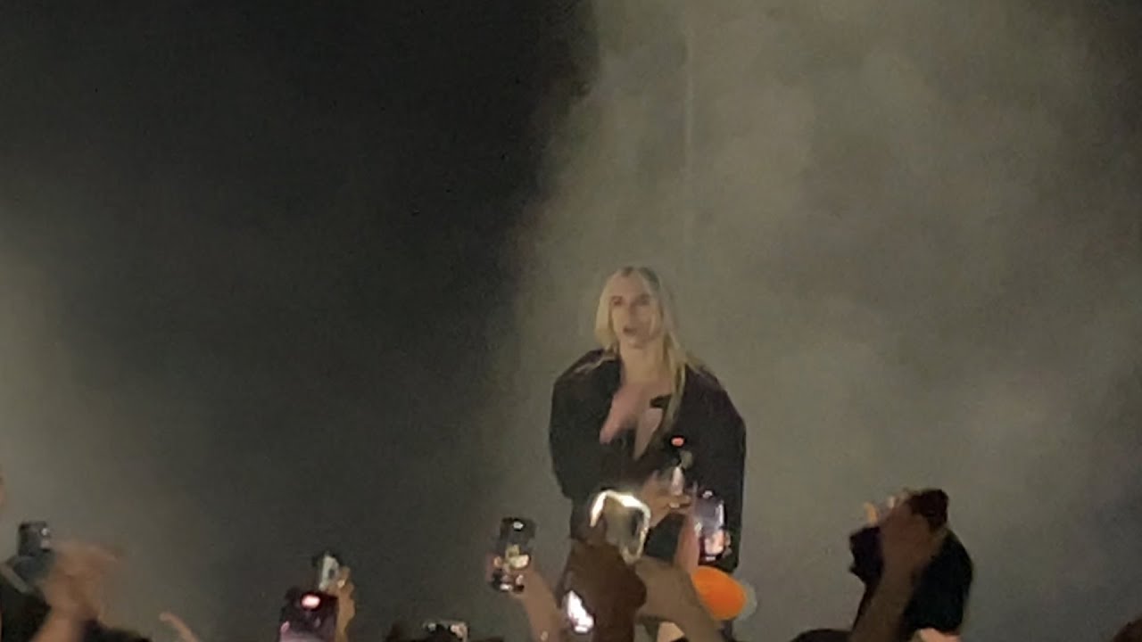 2HOLLIS CHAOS TOUR OPENER CHICAGO FULL SHOW - YouTube
