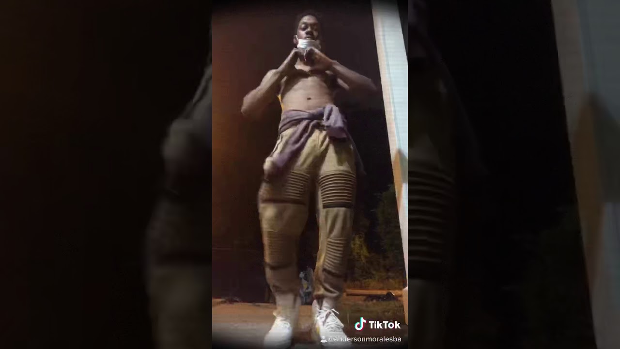 Just koolin - YouTube