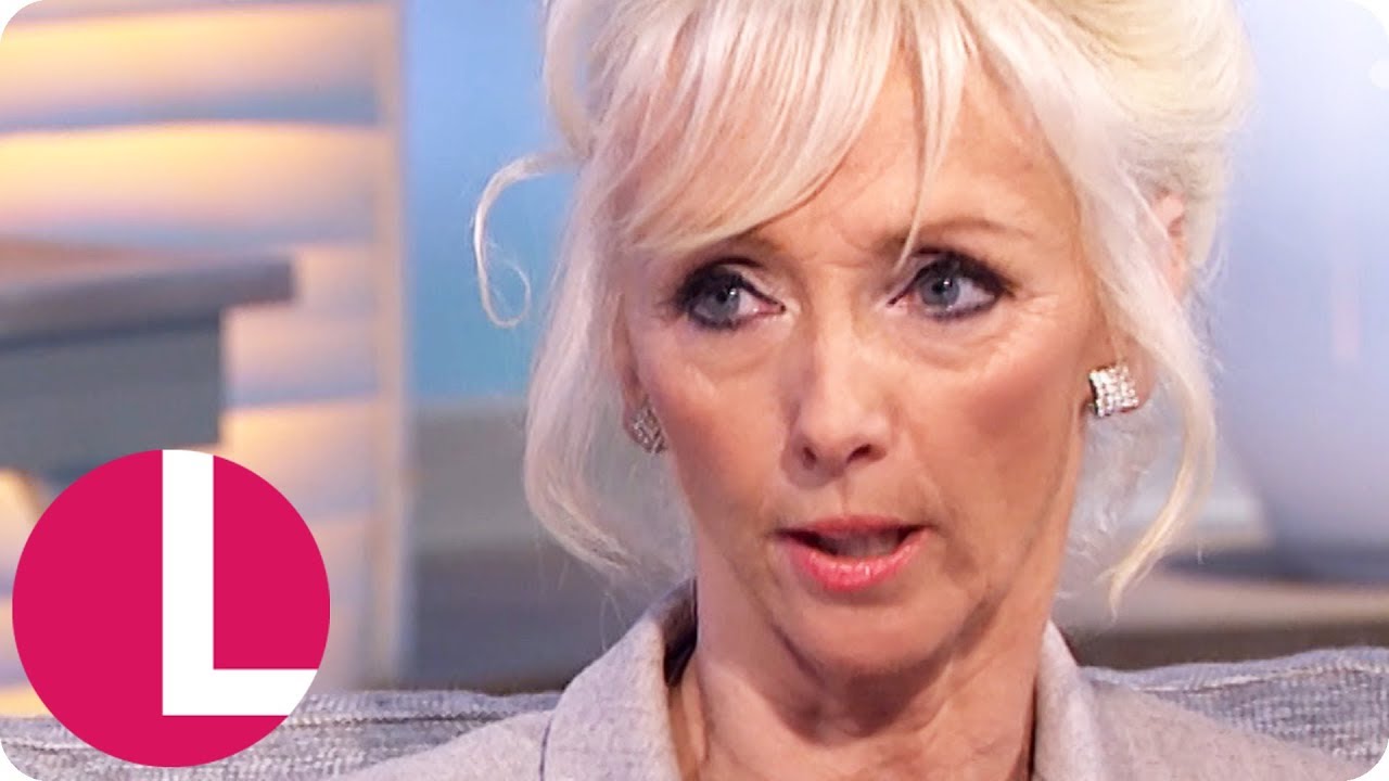 Debbie McGee's Battle for a Good Night's Sleep! | Lorraine - YouTube