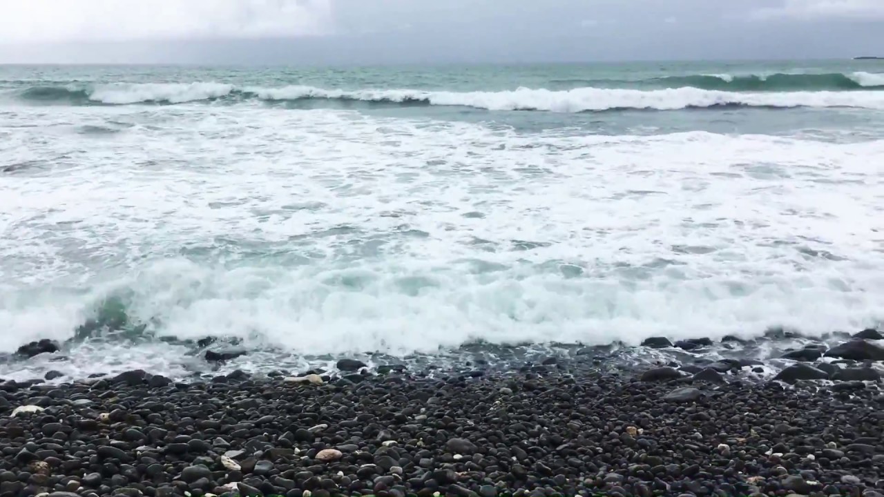 Playa rocosa en Fajardo Puerto Rico y su sonido peculiar - YouTube