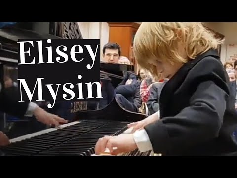 Elisey Mysin - Apresentação show Grandmaster. - YouTube