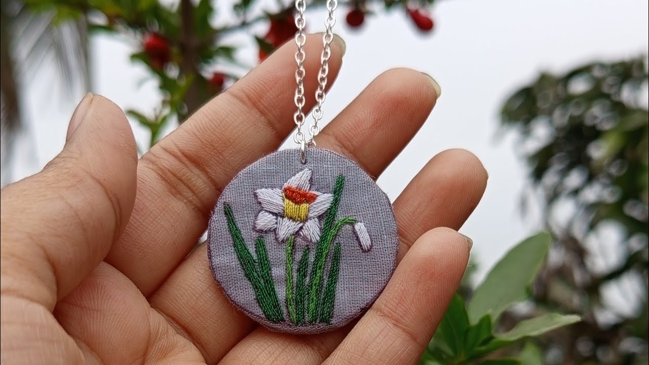 Daffodil Flower Embroidery Work for simple pendant - YouTube