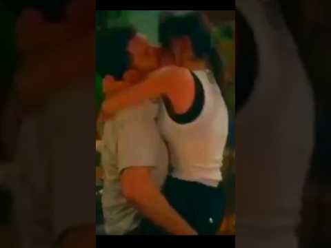 Pinar Deniz Uraz Kaygılaroğlu Ateşli Sevişme Sahnesi -تقبيل المشهد - Scène De Baisers #shorts #viral